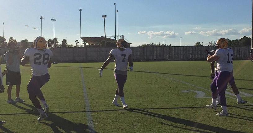 LSU Practice Report: LSU's full O-line returns to practice; Foster ...