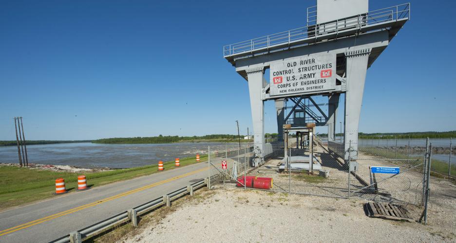 New dam to allow check of piece of Corps' Old River complex | News ...