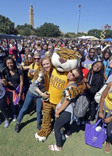 Photos: LSU Fall Fest brings students, staff, faculty together with ...