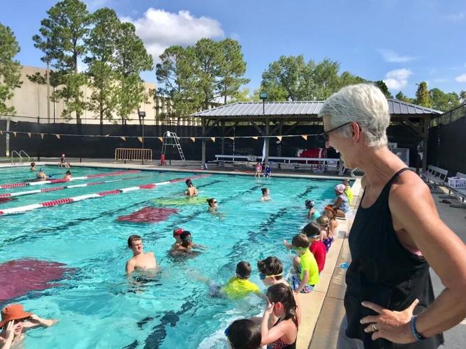 Crawfish Aquatics teaches swim lessons, molds values | Entertainment ...