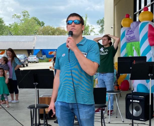Crawfish boil and egg hunt highlight First Baptist Church Livingston's ...