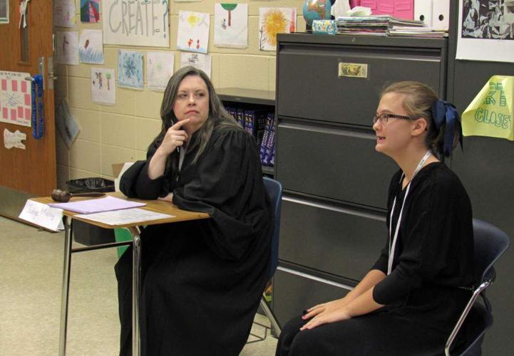 Napoleon acquitted in ‘Animal Farm’ mock trial | Zachary | theadvocate.com