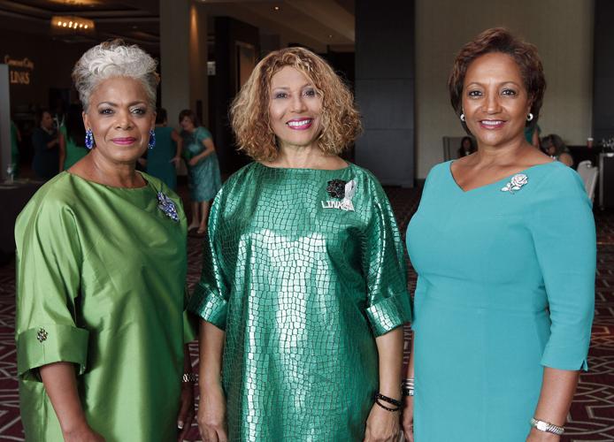 Nell Nolan: Sunday at Emeril's, Links, Huguenot Society | Nell Nolan ...