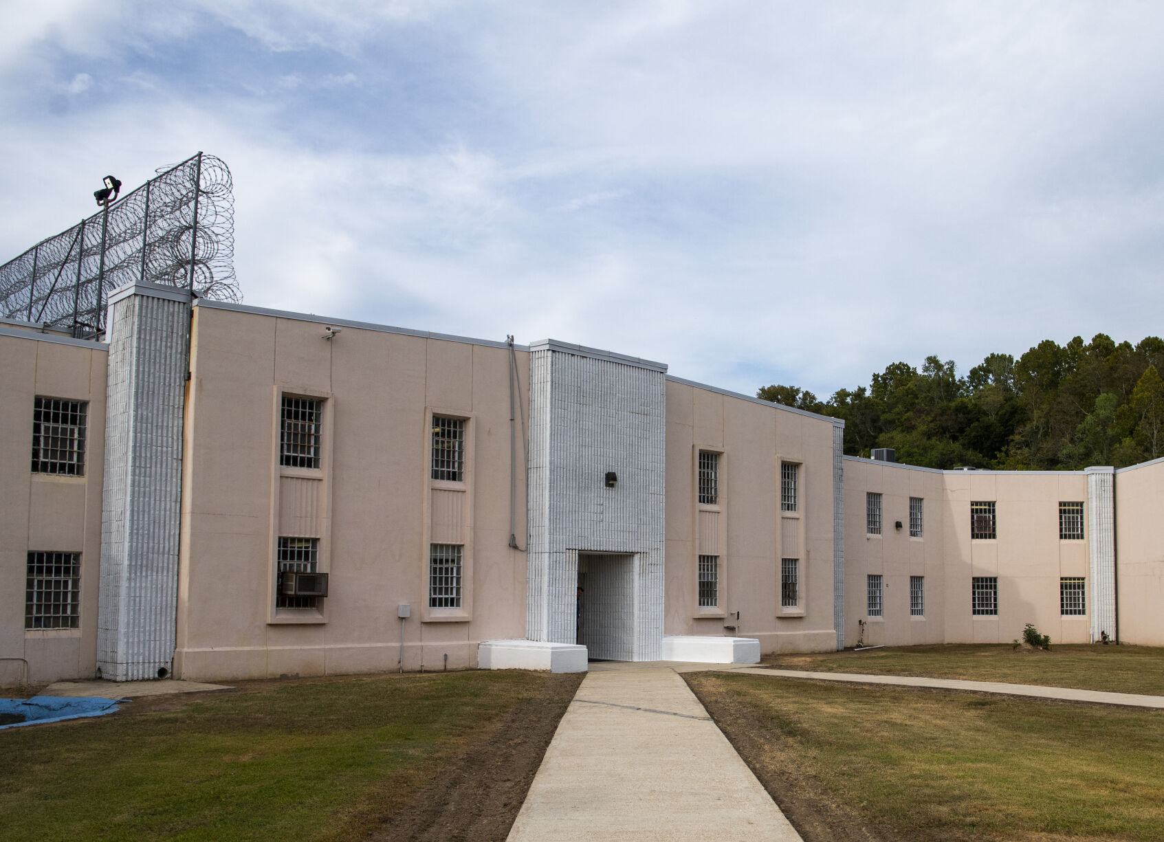 Louisiana completes 'first phase' of moving incarcerated teens to ...