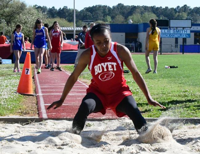 Boyet girls and Mandeville boys capture Junior High track titles | High ...