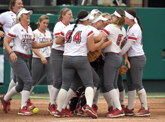 Summer Ellyson dominates again to help UL softball reach 50 wins, claim ...