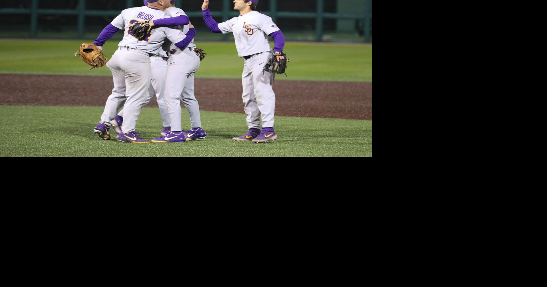 LSU baseball powers through Zack Hess' early injury, extra innings to ...