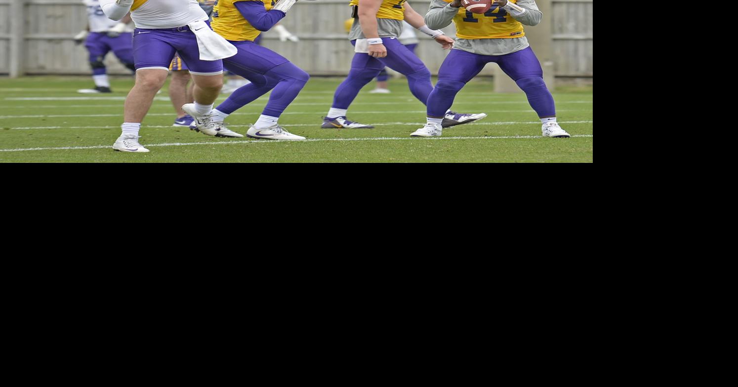 LSU quarterback Caleb Lewis earns scholarship before the start of the ...