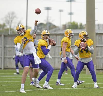 LSU quarterback Caleb Lewis earns scholarship before the start of the ...