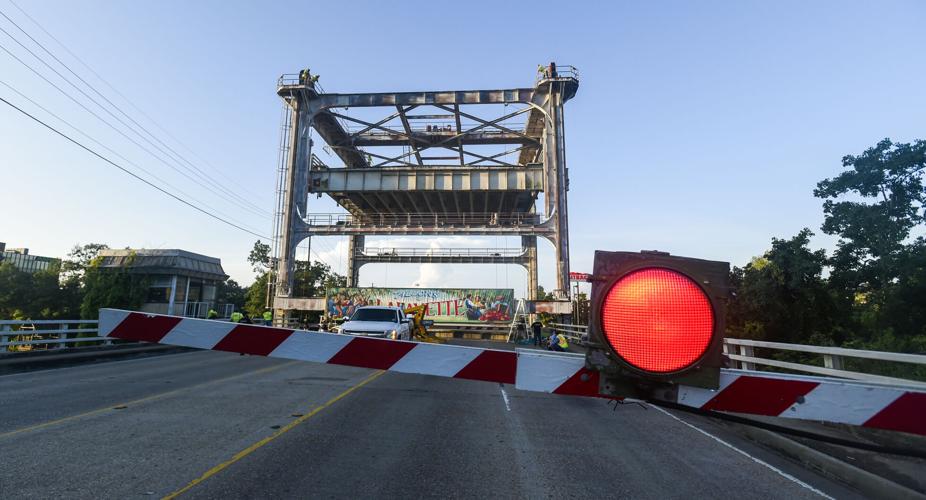 Iconic Robert Dafford murals installed on historic Pinhook Bridge in ...