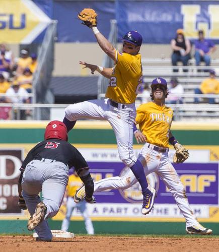 With the top of its lineup clicking, LSU takes rubber match against ...