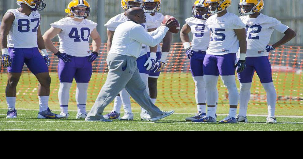 Video: LSU running backs work out at spring practice | LSU ...