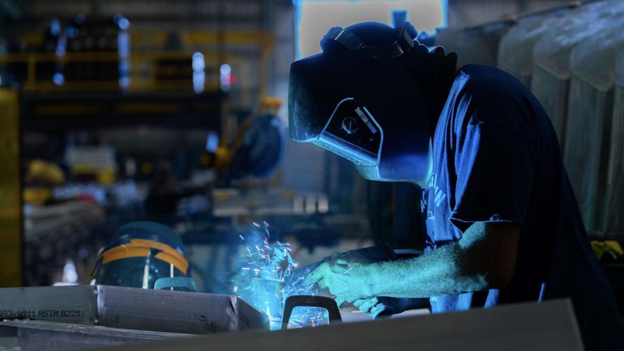 Textron builds next-generation hovercraft in New Orleans | Business ...