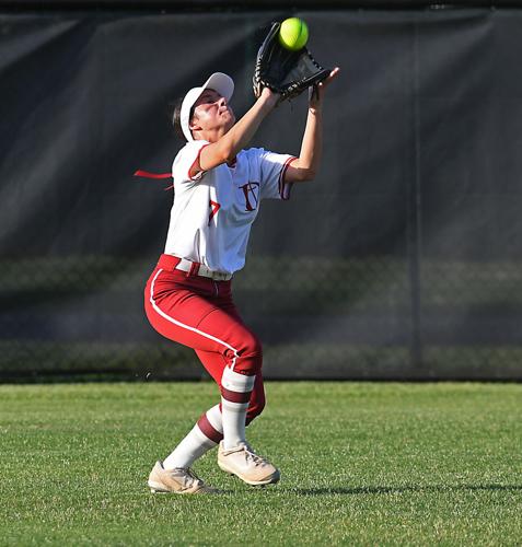 Menard has little problem ending Dunham's softball season | High School ...