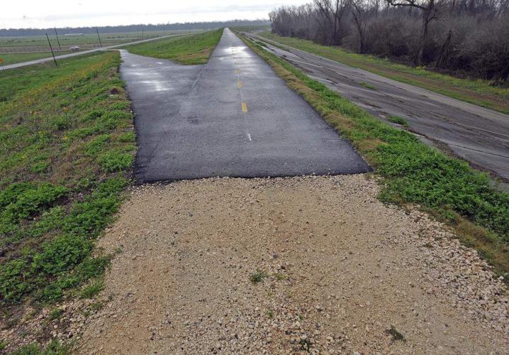 City-parish hopes to close 6.6 mile gap in walking, bike path along the ...