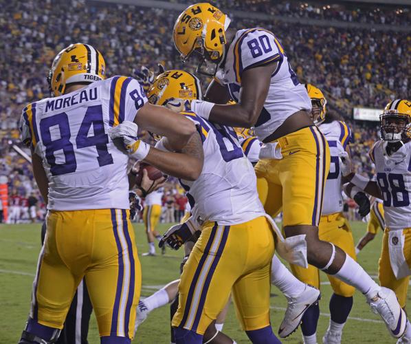 'About time': DeSean Smith, fellow LSU tight ends seeing more passes ...