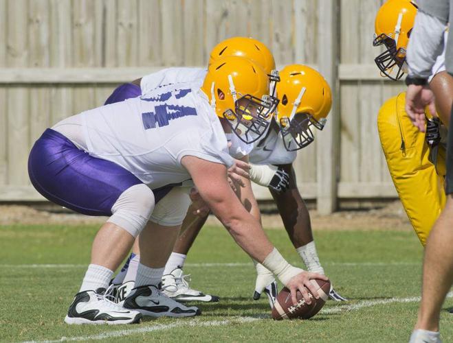 LSU offensive line shuffle continues: Ethan Pocic now at center, Will ...