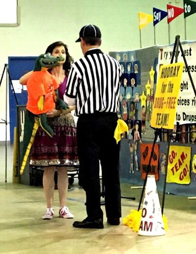 Harvey Rabbit, friends deliver drug-free message at Bains schools ...