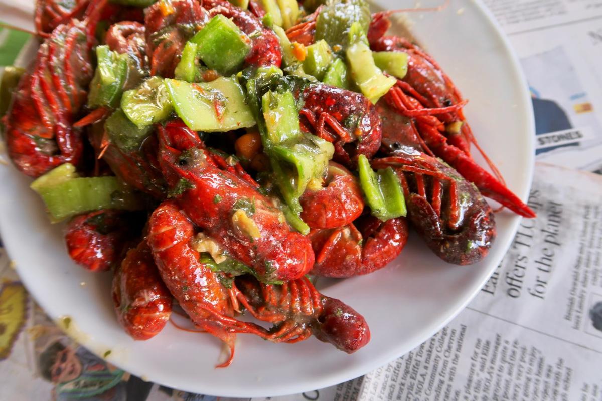 Finding 'Italian crawfish' and a po-boy hook-up at a Gentilly seafood ...