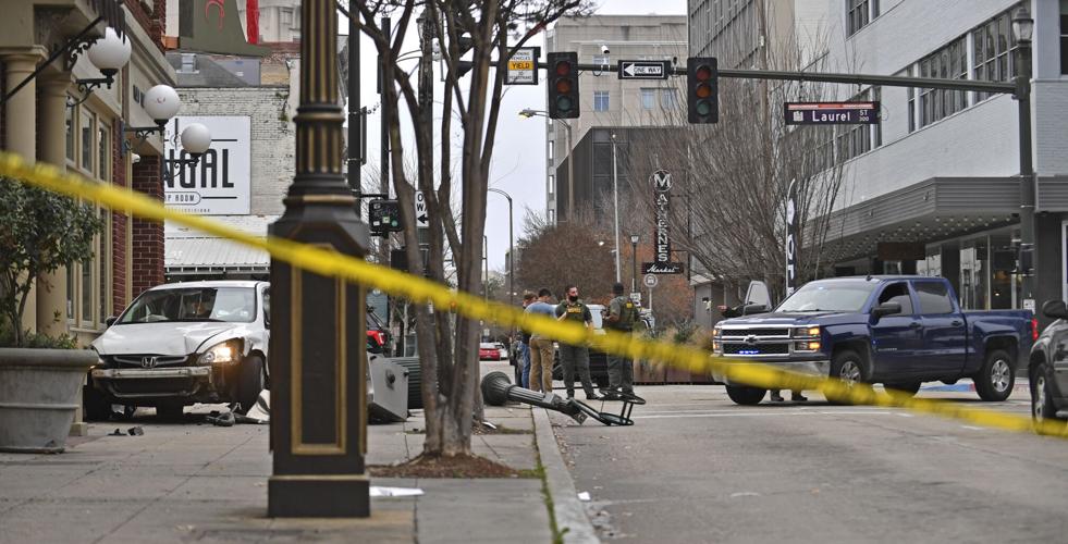 Baton Rouge shooting suspect leads police on long chase, ending in ...