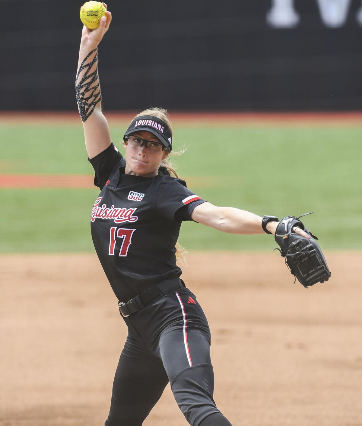 Ragin' Cajuns take another step forward by knocking off first-place ...