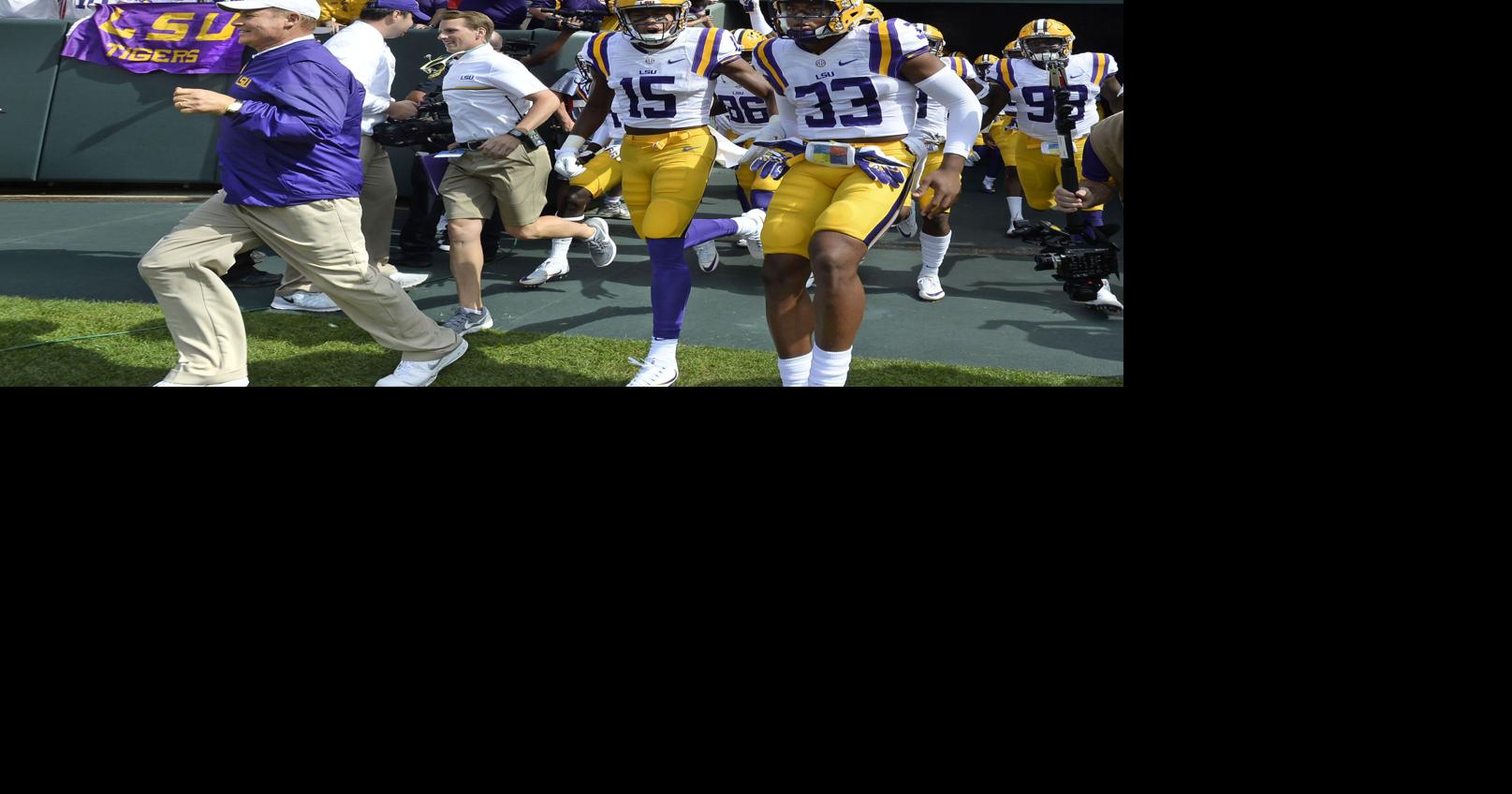 Ex-offensive coaches, analysts weigh in on LSU's passing woes: 'It's ...