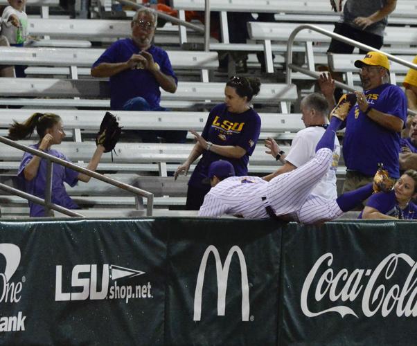 Back-to-back homers from Nick Coomes and Josh Smith spark LSU's 10-4 ...