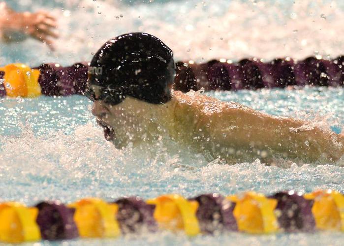 Jake Markham outduels Colin Bone, but Crawfish Aquatics dominates Long ...