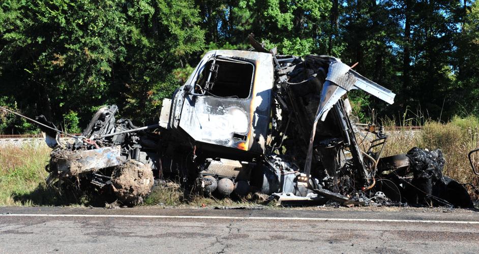 18-wheeler, school bus crash in Livingston, causing truck to catch fire ...