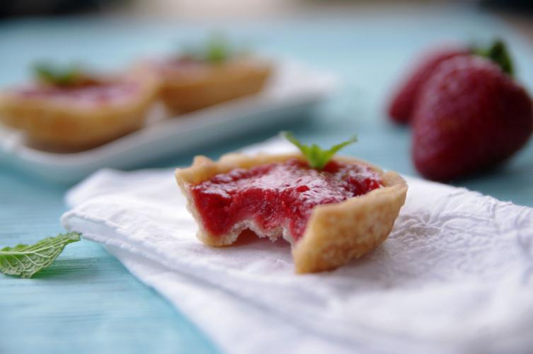 I Eat La.: Recipes for Strawberry Cream Palmiers, Strawberry Jam Tart ...