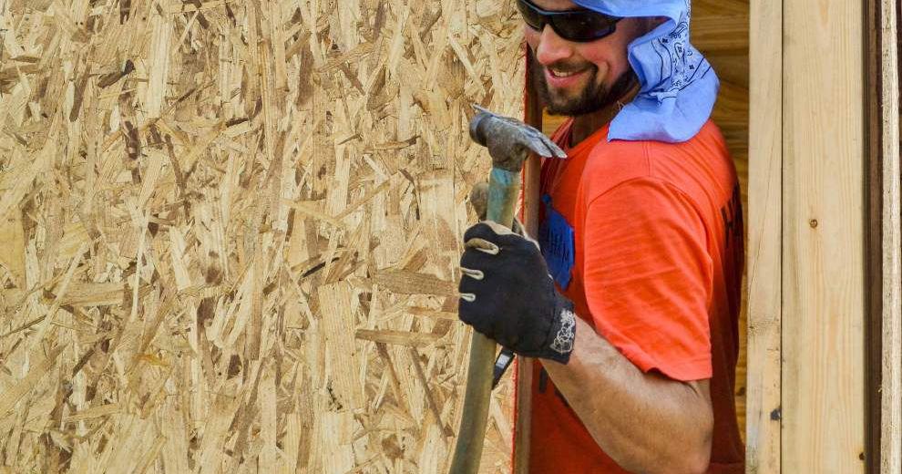 Turning blue jeans green: Sheryl Crow creates insulation for Katrina ...