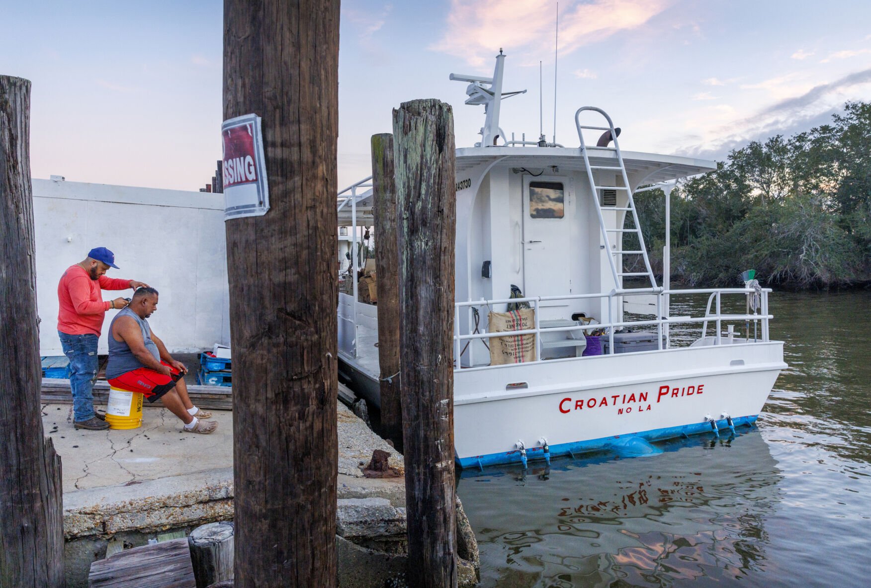 Honduran deckhand drowns fleeing Coast Guard in Louisiana | Crime ...
