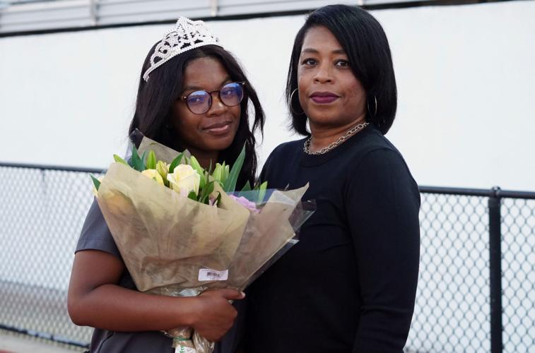 Zachary High honors seniors who are a part of football activities ...