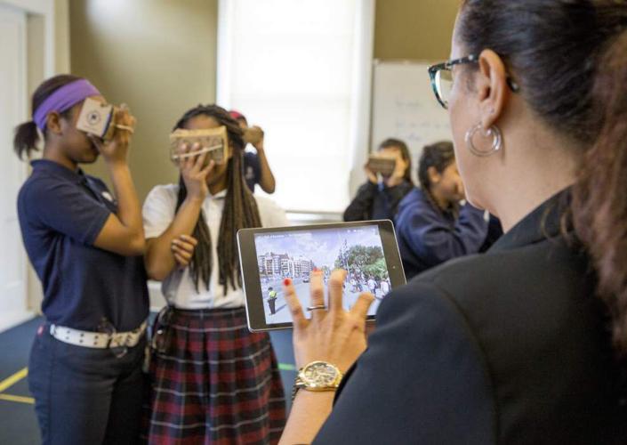 Students get Google Expedition demonstration | News | theadvocate.com