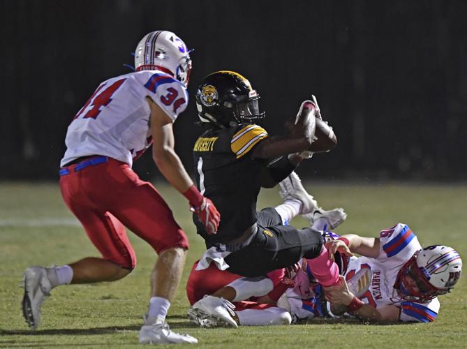 QB Tanner Lawson uses arm, legs to help U-High oust Parkview 34-20 ...