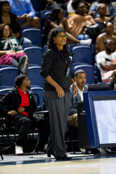 Southern women's basketball coach Sandy Pugh in talks to become next ...