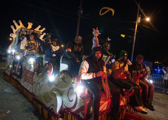Friday Night Kickoff Parade celebrate's Lafayette Bicentennial | Mardi ...