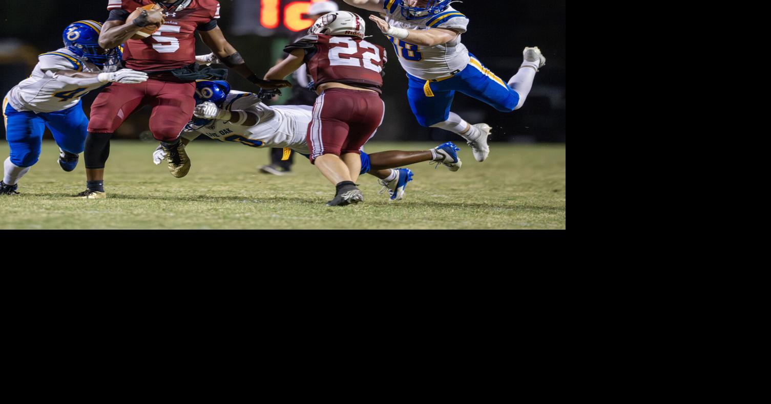 Star quarterback scores 6 total touchdowns in Dunham-Newman | High ...