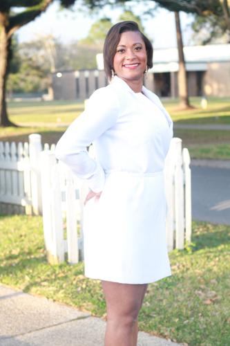 Calendar honors 12 outstanding women of color | Entertainment/Life ...