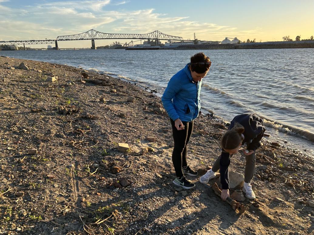 Mudlarking 101 on the Mississippi: Low river levels reveal small buried ...