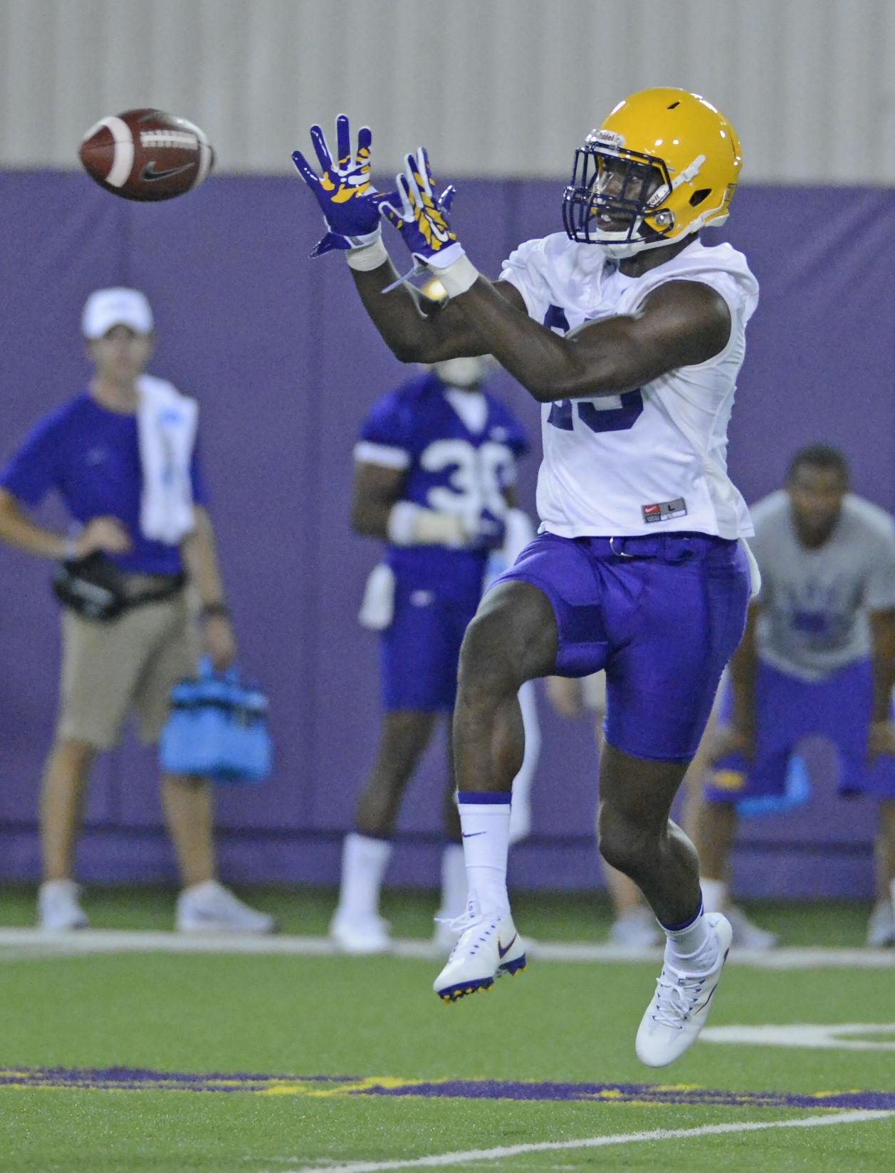 Drake Davis, Lester Earl's son, part of freshman infusion at LSU camp ...