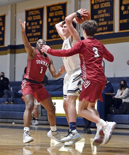 All-state guard Carlos Stewart returns to spark Dunham past rival ...