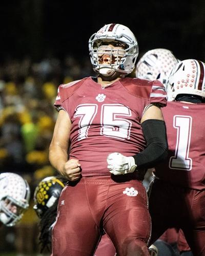 Senior linemen help Dunham embrace underdog role | High School Sports ...