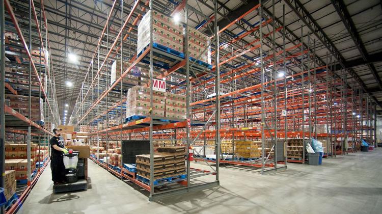 Walmart to offer warehouse workers bonuses, temporary pay raises for ...