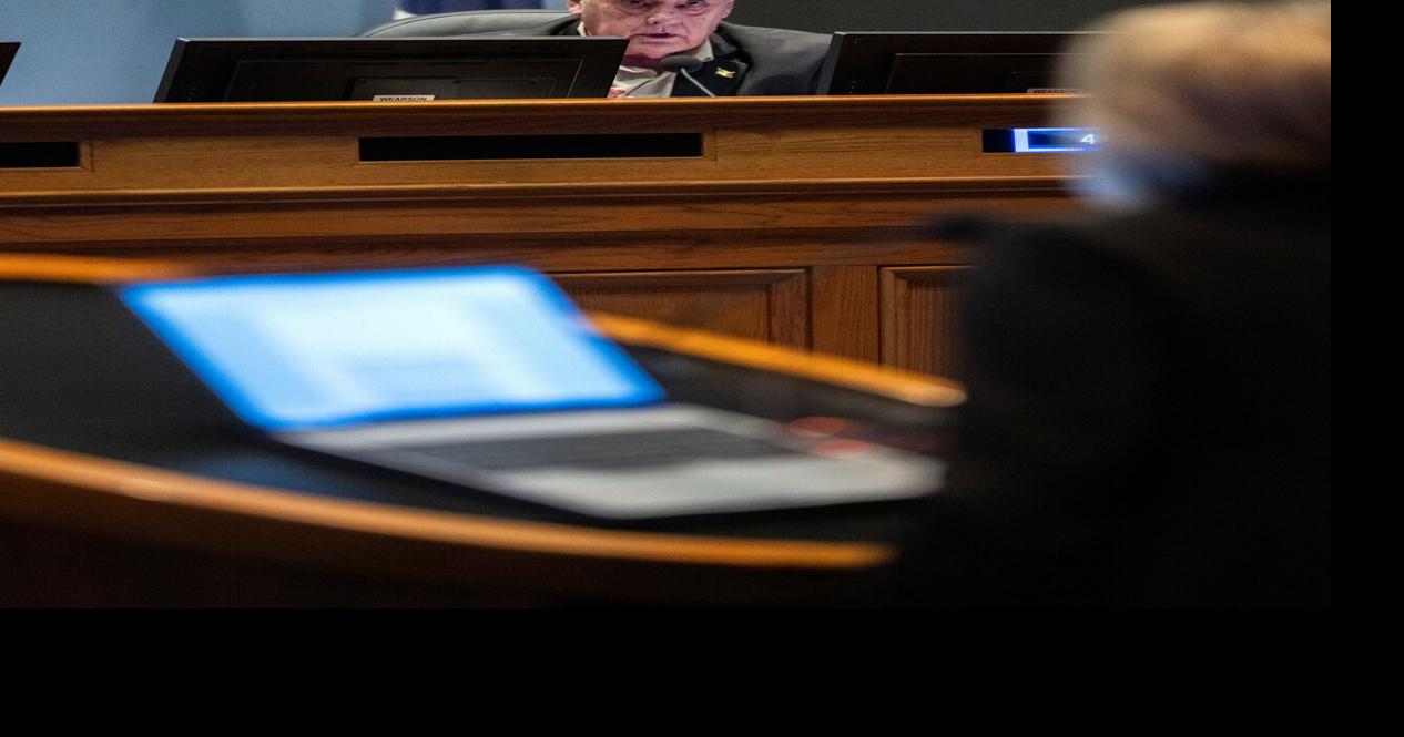 Limits on public speaking time rejected by Lafayette Council | News ...