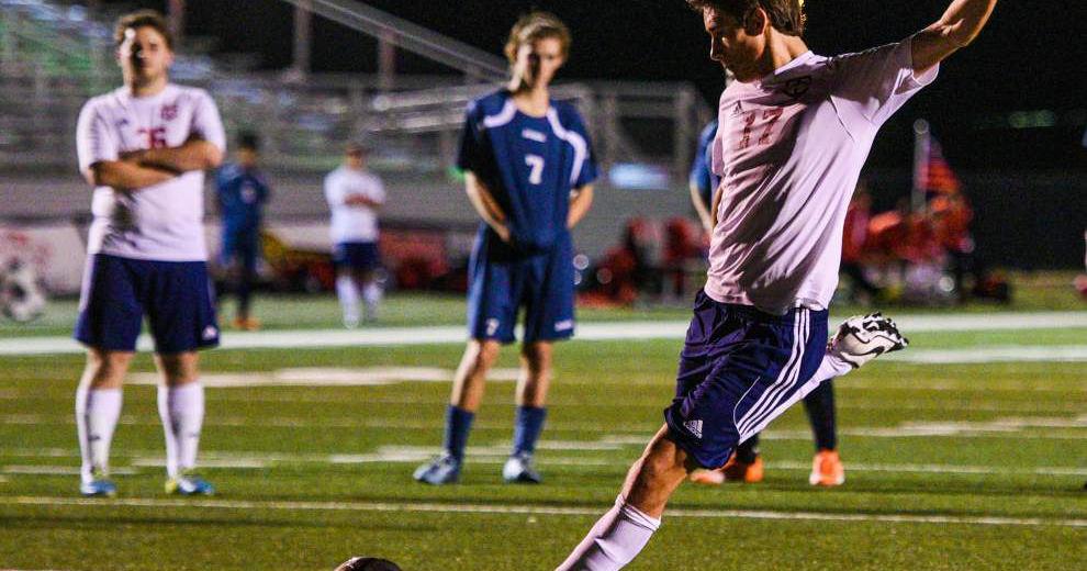 Teurlings soccer coach Jonathan Walsh uses pep talk to help team ...