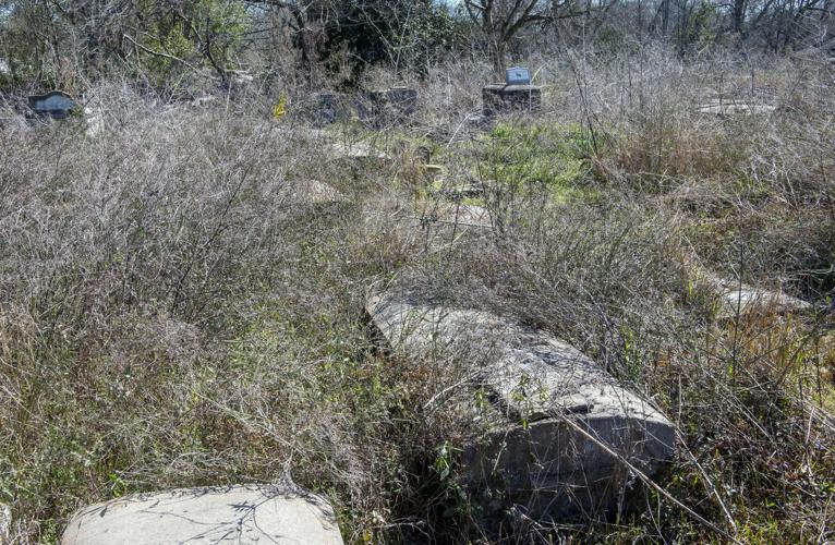 Broken graves, tangled weeds: Why does Baton Rouge's oldest Black ...
