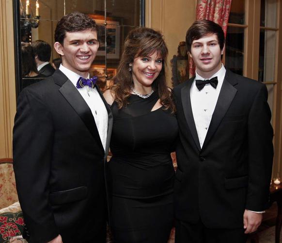 Nell Nolan: Cary, Conwill deb parties | Nell Nolan | theadvocate.com