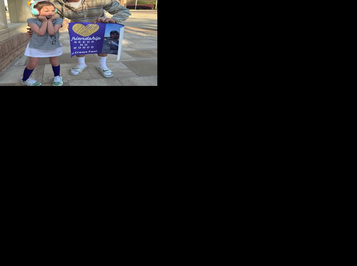 How Dylan Crews has helped bring kids with special needs to LSU ...