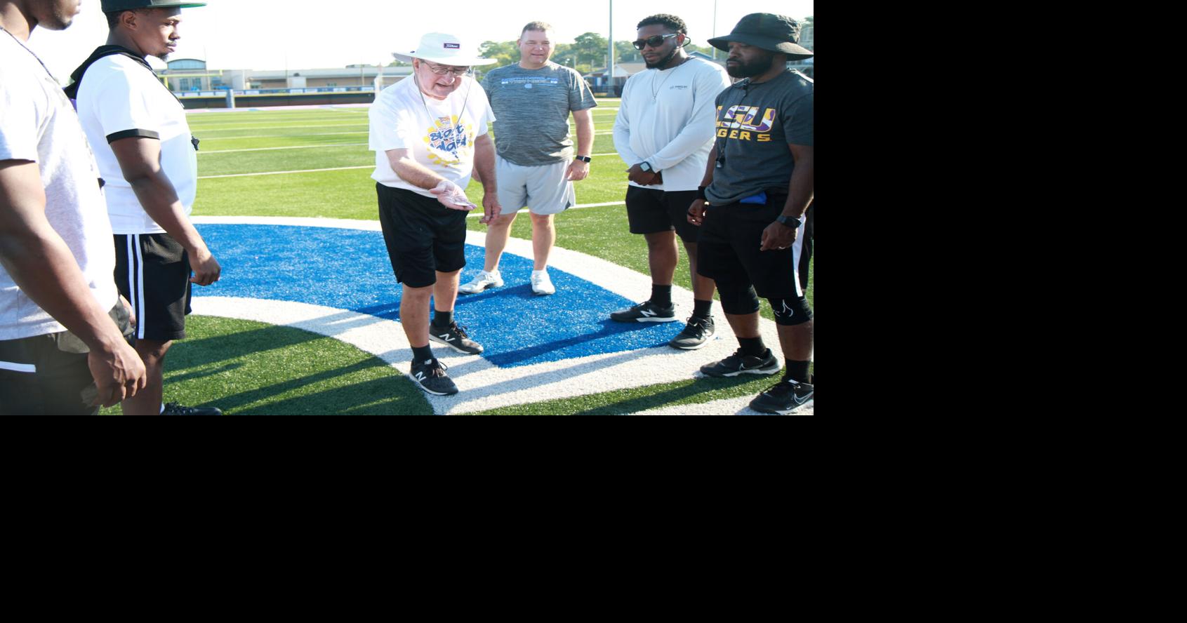 Meetings, reps get prep football officials prepared | High School ...